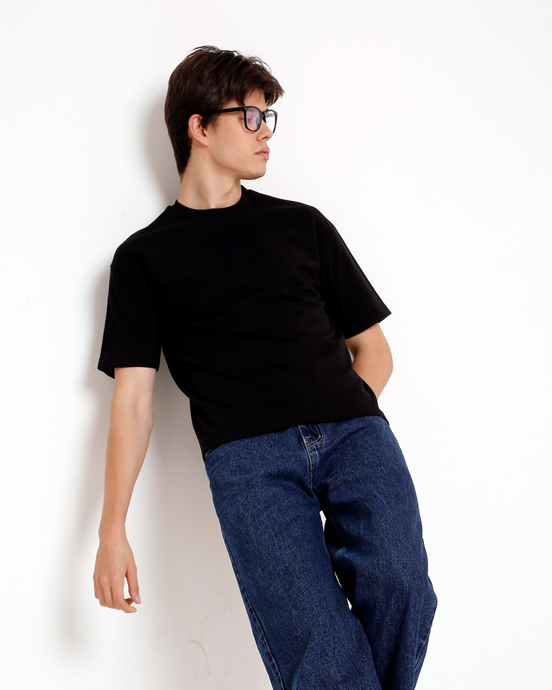 Solid OS tee – Black – Bee & Beaver